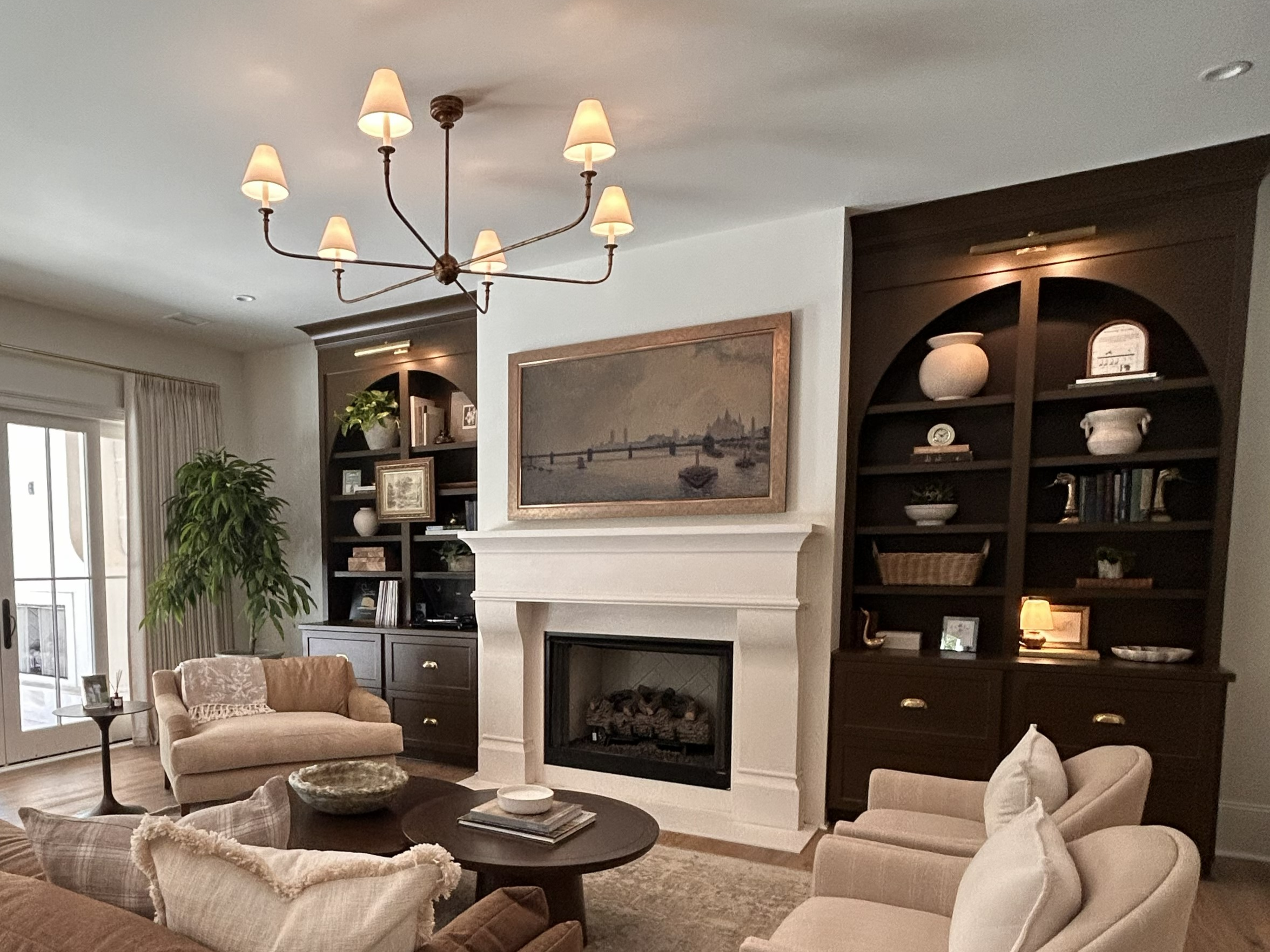 The Art of Shelf Styling: Our Signature Zig-Zag Method – Adorn Interiors